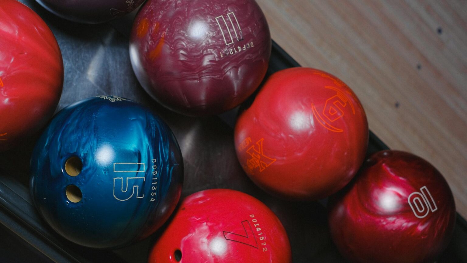 WHAT ARE BOWLING BALLS MADE OF? - GoBowling.com